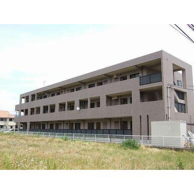 【アットホーム】ピオニーズコートⅢ 201 2LDK（提供元：(株)ハウスメイトショップ 平塚店）｜小田原市の賃貸マンション[1036192998]