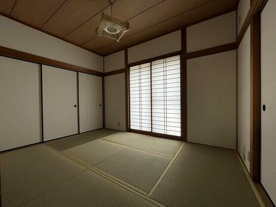 【アットホーム】寝屋川市 成田町（香里園駅） 2階建 2SLDK[1046160075]寝屋川市の一戸建て（提供元：(株)福屋不動産販売 香里店）｜一軒家・家の購入