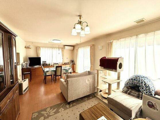 【アットホーム】横浜市青葉区 藤が丘1丁目（藤が丘駅） 2階建 4LDK[1029363890]横浜市青葉区の一戸建て（提供元：東急リバブル(株) 藤が丘センター）｜一軒家・家の購入