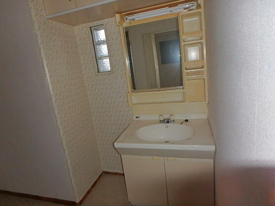 【アットホーム】コーポ芝中 302 3LDK[6973317835]宇部市のマンション｜マンション購入の情報