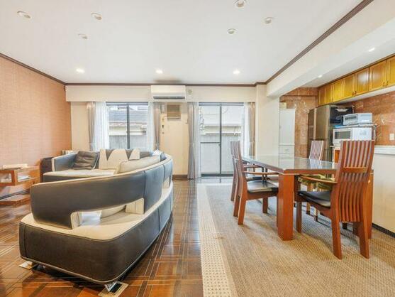 【アットホーム】西宮市 上之町（西宮北口駅） 3階建 7LDK[1007328691]西宮市の一戸建て（提供元：三井のリハウス西宮センター 三井不動産リアルティ(株)）｜一軒家・家の購入