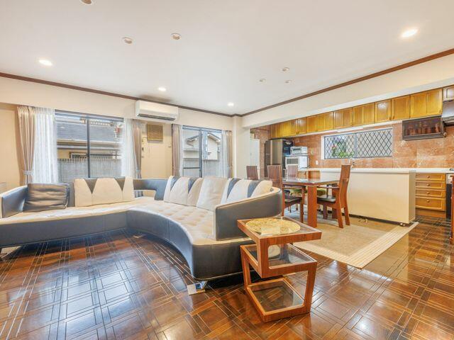 【アットホーム】西宮市 上之町（西宮北口駅） 3階建 7LDK[1007328691]西宮市の一戸建て（提供元：三井のリハウス西宮センター 三井不動産リアルティ(株)）｜一軒家・家の購入