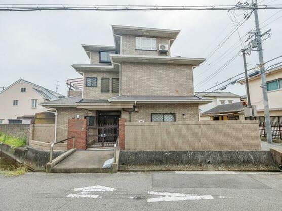 【アットホーム】西宮市 上之町（西宮北口駅） 3階建 7LDK[1007328691]西宮市の一戸建て（提供元：三井のリハウス西宮センター 三井不動産リアルティ(株)）｜一軒家・家の購入