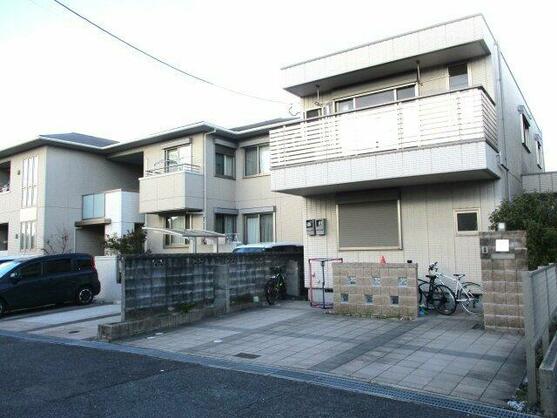 【アットホーム】北九州市小倉南区 企救丘1丁目（企救丘駅） 2階建 4SLDK[1125289505]北九州市小倉南区の一戸建て（提供元：(株)福岡地所）｜一軒家・家の購入