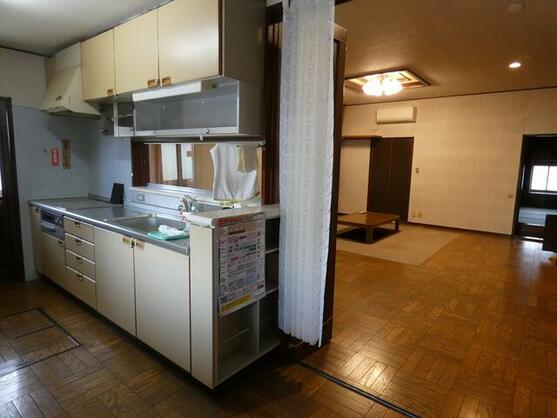 【アットホーム】越前市 村国3丁目（たけふ新駅） 2階建 6LDK[6985642417]越前市の一戸建て（提供元：(株)Eうの）｜一軒家・家の購入