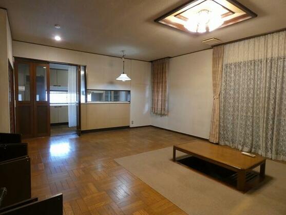 【アットホーム】越前市 村国3丁目（たけふ新駅） 2階建 6LDK[6985642417]越前市の一戸建て（提供元：(株)Eうの）｜一軒家・家の購入