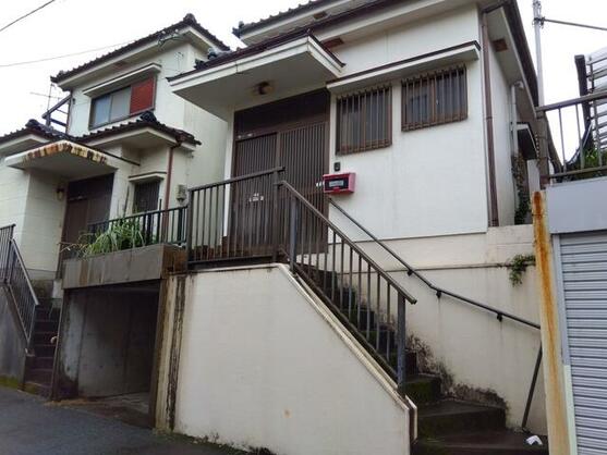 【アットホーム】鹿児島市 田上7丁目（鹿児島中央駅） 2階建 4k 6984915550 鹿児島市の一戸建て（提供元：株霧島地所）｜一軒家