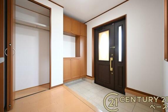 【アットホーム】香芝市 良福寺（JR五位堂駅） 2階建 3SLDK[1102277503]香芝市の一戸建て（提供元：センチュリー21 (株)ベース 奈良西大和店）｜一軒家・家の購入