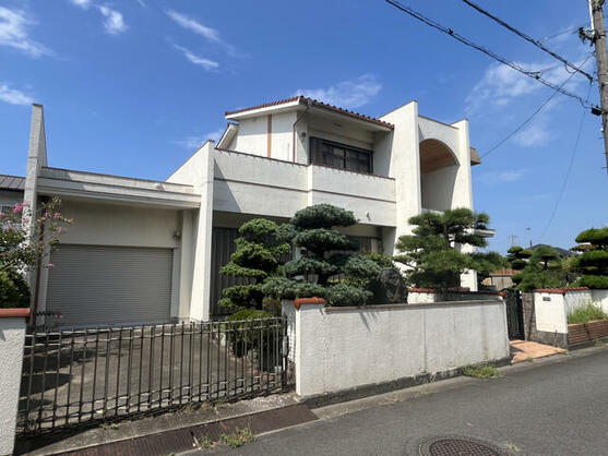 【アットホーム】四国中央市 三島宮川4丁目（伊予三島駅） 2階建 6LDK[6983661624]四国中央市の一戸建て（提供元：RE：SH不動産）｜一軒家・家の購入