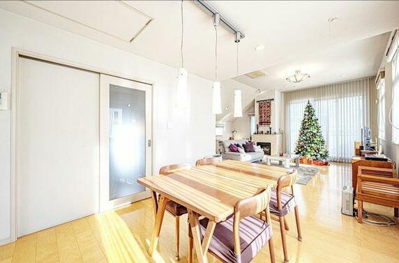 【アットホーム】目黒区 下目黒5丁目（目黒駅） 地上2階地下1階建 2SLDK[1008831691]目黒区の一戸建て（提供元：三井のリハウス目黒センター 三井不動産リアルティ(株)）｜一軒家 ...