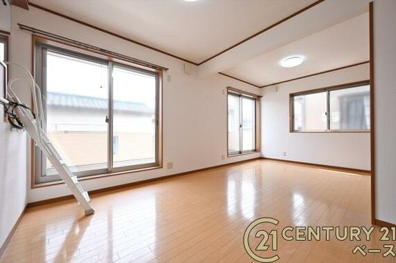 【アットホーム】香芝市 良福寺（JR五位堂駅） 2階建 3SLDK[1102277503]香芝市の一戸建て（提供元：センチュリー21 (株)ベース 奈良西大和店）｜一軒家・家の購入