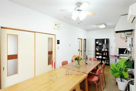 【アットホーム】和泉市 山荘町3丁目（光明池駅） 2階建 8LDK[1018036777]和泉市の一戸建て（提供元：(株)むすび不動産）｜一軒家・家の購入