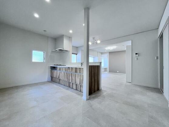 【アットホーム】袋井市 宇刈（袋井駅） 2階建 4SLDK[6986098056]袋井市の一戸建て（提供元：(株)みらいえ不動産）｜一軒家・家の購入