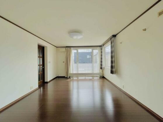 【アットホーム】札幌市清田区 里塚三条3丁目 2階建 3SLDK[1006582597]札幌市清田区の一戸建て（提供元：(株)SUMiTAS SUMiTAS札幌東店）｜一軒家・家の購入