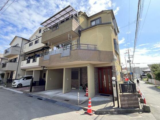 【アットホーム】寝屋川市 黒原城内町（大和田駅） 3階建 5LDK[6983743832]寝屋川市の一戸建て（提供元：いい未来住宅流通(株)）｜一軒家・家の購入