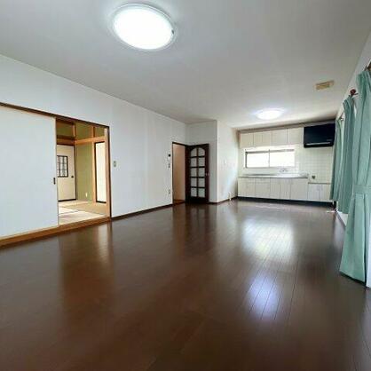 【アットホーム】高岡市 蓮花寺 2階建 5LDK[1124704105]高岡市の一戸建て（提供元：不動産の窓口 (株)エーピーエス）｜一軒家・家の購入