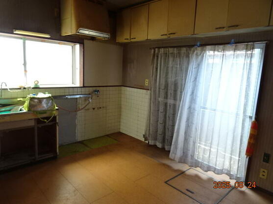 【アットホーム】松阪市 久保町（徳和駅） 2階建 6DK[6987135559]松阪市の一戸建て（提供元：(有)辻岡不動産）｜一軒家・家の購入