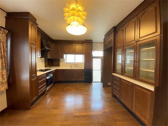 【アットホーム】高槻市 真上町4丁目（高槻駅） 3階建 9LDK[1045524675]高槻市の一戸建て（提供元：阪急阪神不動産(株) 高槻営業所）｜一軒家・家の購入