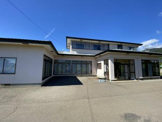 【アットホーム】山本郡八峰町 八森字横間（滝ノ間駅） 2階建 7LDK[1083359795]山本郡八峰町の一戸建て（提供元：イエステーション秋田店 (株)ノーベル不動産）｜一軒家・家の購入