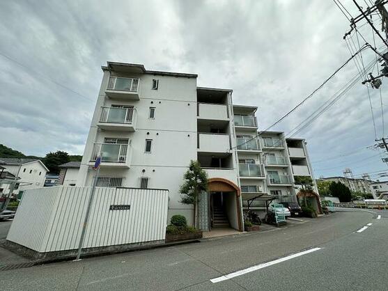 【アットホーム】青山マンション 301 4LDK[6979509541]姫路市のマンション｜マンション購入の情報