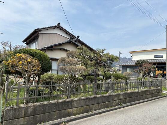 【アットホーム】村上市 杉原（村上駅） 2階建 6DK[6986058064]村上市の一戸建て（提供元：わたしの不動産相談所 (株)nature woods）｜一軒家・家の購入