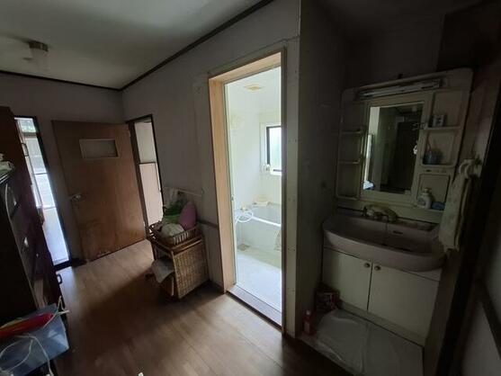 【アットホーム】福島市 山田字麦ケ入（南福島駅） 2階建 8DK[6986451094]福島市の一戸建て（提供元：(有)ツツミ住販）｜一軒家・家の購入