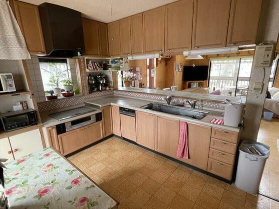 【アットホーム】新庄市 大字昭和 3階建 5LDK[6986085126]新庄市の一戸建て（提供元：おむすび不動産 (同)むすび屋）｜一軒家・家の購入