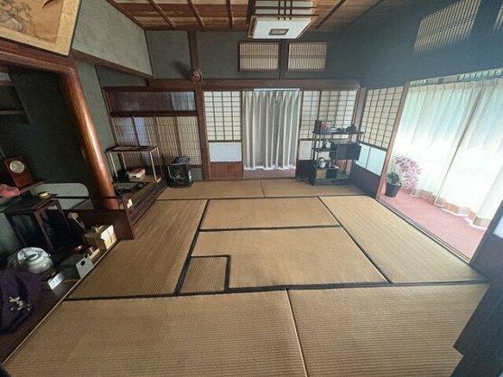 【アットホーム】呉市 山手1丁目（呉駅） 2階建 6LDK[1125391905]呉市の一戸建て（提供元：トータテ住宅販売(株) 東営業所）｜一軒家・家の購入