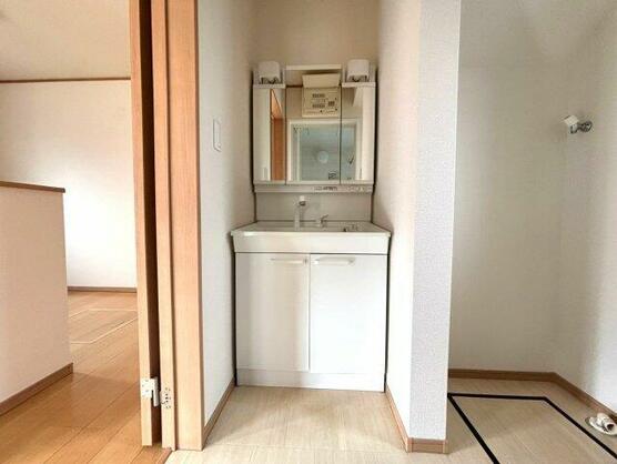 【アットホーム】松山市 高砂町3丁目（木屋町駅） 2階建 3LDK[1099535465]松山市の一戸建て（提供元：LIXIL不動産ショップ ERA(有)ジャスト不動産サービス）｜一軒家・家の購入