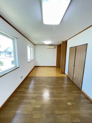 【アットホーム】空知郡南幌町 西町2丁目 2階建 4SLDK[6987108574]空知郡南幌町の一戸建て（提供元：イエステーション江別店 北章宅建(株)）｜一軒家・家の購入