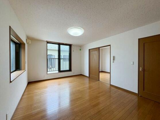 【アットホーム】横須賀市 追浜本町2丁目（追浜駅） 2階建 3SLDK[6986503019]横須賀市の一戸建て（提供元：(株)東信 金沢文庫店）｜一軒家・家の購入