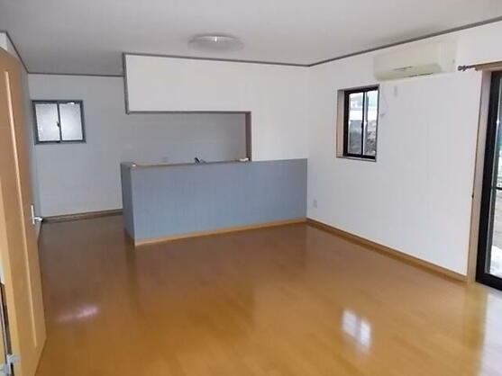 【アットホーム】北諸県郡三股町 大字樺山（三股駅） 2階建 2LDK[6981249411]北諸県郡三股町の一戸建て（提供元：(株)マリーン不動産）｜一軒家・家の購入