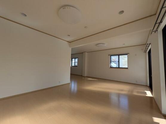 【アットホーム】郡山市 緑ケ丘東1丁目（郡山駅） 2階建 5LDK[6986371528]郡山市の一戸建て（提供元：(株)不動産や1番地）｜一軒家・家の購入