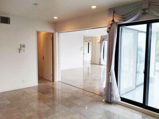 【アットホーム】芦屋市 六麓荘町（芦屋駅） 地上2階地下1階建 4SLDK[1125405905]芦屋市の一戸建て（提供元：ハウスコンサルタント(株) 西宮本店）｜一軒家・家の購入