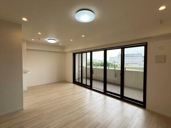 【アットホーム】クレストフォルム横浜リヴァシス 4階 3LDK[1071538078]横浜市鶴見区のマンション｜マンション購入の情報