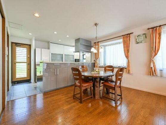 【アットホーム】枚方市 香里ケ丘12丁目（枚方市駅） 2階建 5SLDK[1014514787]枚方市の一戸建て（提供元：住友不動産ステップ(株) 枚方営業センター）｜一軒家・家の購入