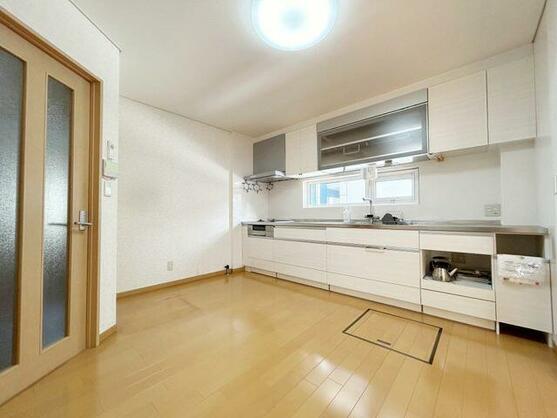 【アットホーム】北広島市 新富町西4丁目（北広島駅） 2階建 5LDK[1011277391]北広島市の一戸建て（提供元：三井のリハウス新さっぽろセンター 三井不動産リアルティ札幌(株)）｜一 ...