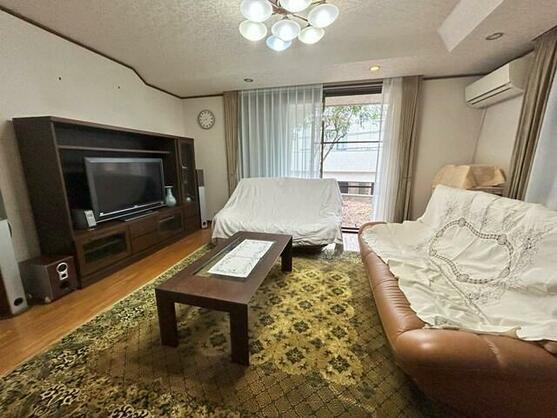 【アットホーム】寝屋川市 東香里園町（香里園駅） 2階建 5SLDK[6982547182]寝屋川市の一戸建て（提供元：シアーズ(株)）｜一軒家・家の購入