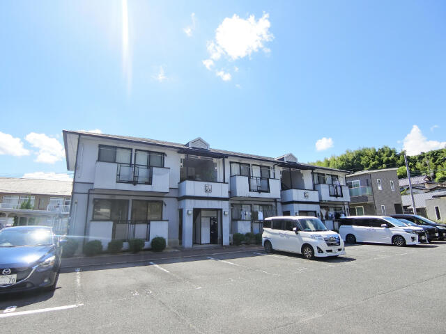 【アットホーム】サンガーデン南岩国C棟 201 3LDK（提供元：ピタットハウス岩国店 (株)ハピア不動産）｜岩国市の賃貸アパート[1173857102]