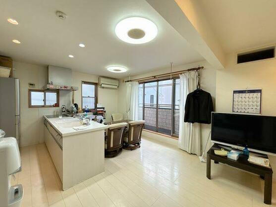 【アットホーム】朝霞市 三原5丁目（志木駅） 3階建 4LDK[1030542390]朝霞市の一戸建て（提供元：東急リバブル(株) 志木センター）｜一軒家・家の購入