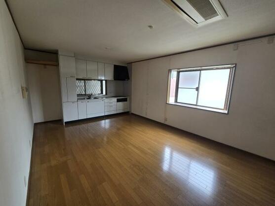 【アットホーム】豊中市 宮山町2丁目（豊中駅） 2階建 4SLDK[1103403103]豊中市の一戸建て（提供元：センチュリー21ランド 阿波座店 (株)ランド）｜一軒家・家の購入