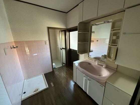 【アットホーム】富田林市 甲田2丁目（川西駅） 2階建 5SLDK[1085334789]富田林市の一戸建て（提供元：(有)ロコホーム センチュリー21）｜一軒家・家の購入