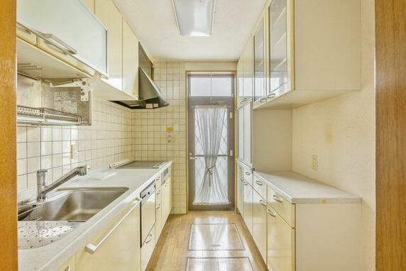 【アットホーム】広島市佐伯区 河内南2丁目（五日市駅） 2階建 5LDK[1009675691]広島市佐伯区の一戸建て（提供元：三井のリハウスアルパークセンター 三井不動産リアルティ中国(株 ...