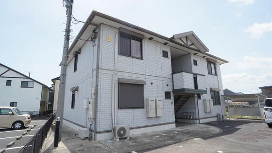 【アットホーム】COMODO楠 B101 2LDK（提供元：ホームメイトFC四日市駅前店 (株)ファーストドア不動産）｜四日市市の賃貸アパート[1053411892]