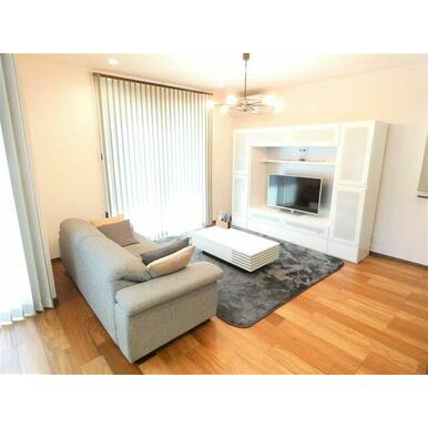 【アットホーム】北九州市若松区 塩屋4丁目 2階建 4LDK[1032714089]北九州市若松区の中古一戸建て（提供元：(株)ミクニ 八幡センター）｜一軒家・家の購入