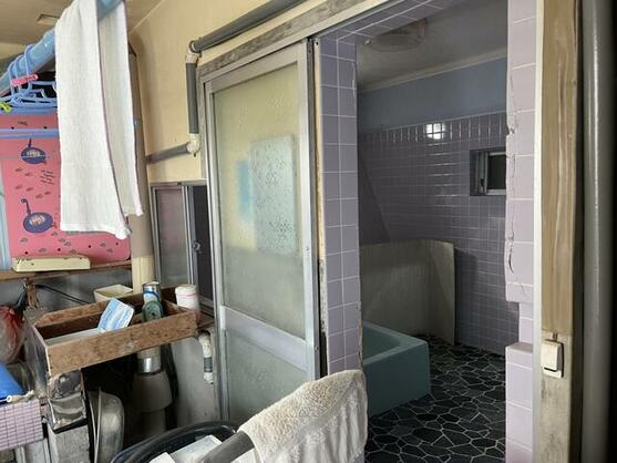 【アットホーム】志摩市 志摩町和具（鵜方駅） 2階建 6DK[6986127746]志摩市の一戸建て（提供元：糸川不動産(株)）｜一軒家・家の購入