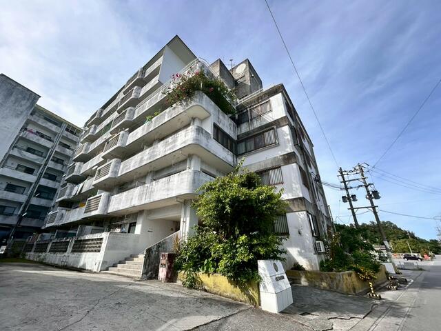 【アットホーム】メゾンS＆K与儀B棟 6-- 3LDK[6987768639]沖縄市のマンション｜マンション購入の情報