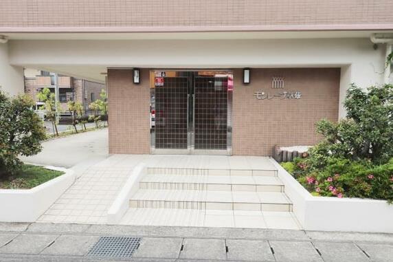 【アットホーム】草薙駅まで歩いて10分 モンレーブ草薙 201 4LDK[1103748103]静岡市清水区のマンション｜マンション購入の情報