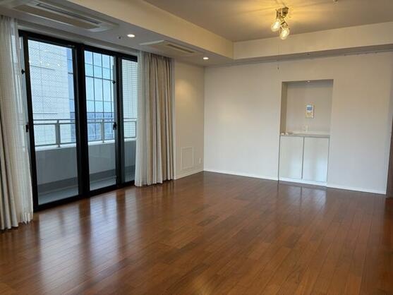 【アットホーム】コンシェリア西新宿TOWER’S WEST 34階 2LDK[6985963242]新宿区のマンション｜マンション購入の情報