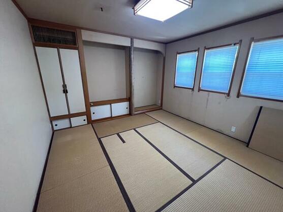 【アットホーム】北九州市門司区 奥田5丁目（小森江駅） 3階建 3SLDK[6986406620]北九州市門司区の一戸建て（提供元：(株)暖家（ダンケ））｜一軒家・家の購入